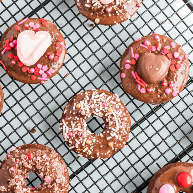 2 Ingredient Valentine’s Day Baked Donut Recipe – Home Fresh Ideas